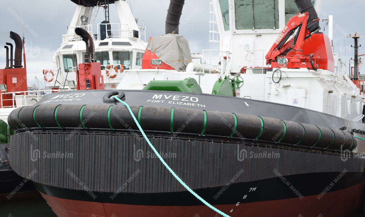 SSA-Cylindrical Rubber Fender - SunHelm Marine