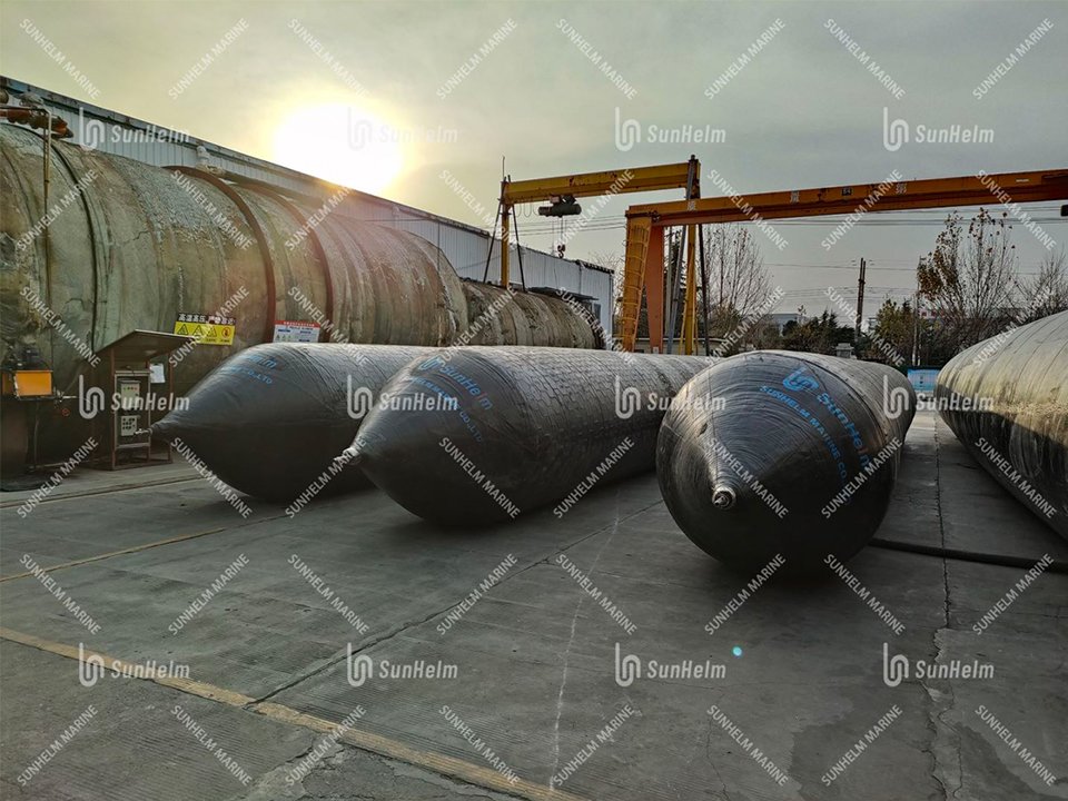 What's the advantage of SUNHELM Ship Launching Airbags? - SunHelm Marine