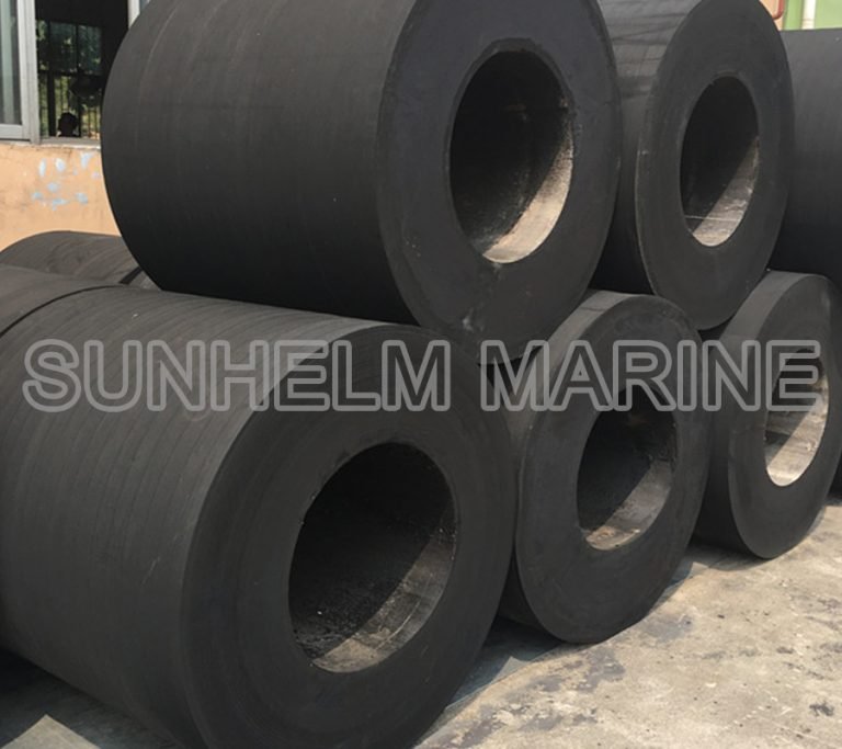 SSA-Cylindrical Rubber Fender - SunHelm Marine
